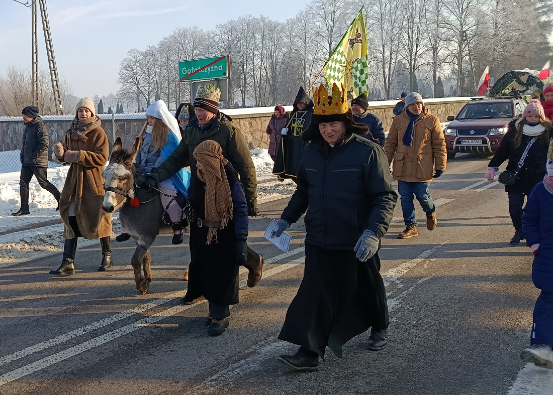 Z Sońska do Gołotczyzny. Orszak Trzech Króli 2026 [ZDJĘCIA] - Ciech ...